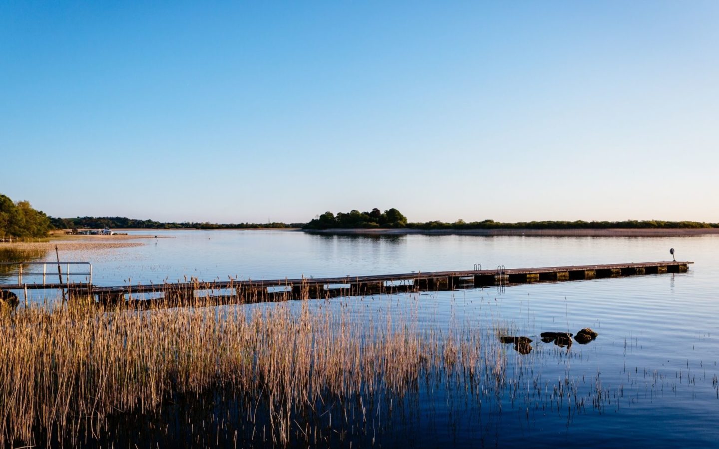 Autumn Breaks Athlone | Lakeside Breaks | Wineport Lodge