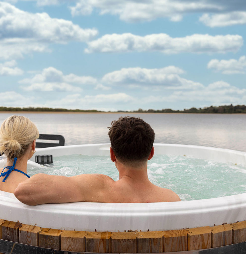 Floating Hot Tub Athlone | Wineport Lodge Spa Athlone